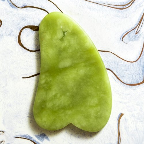 5 Game Changing Gua Sha Stone Benefits To Up Your Skincare Routine ...